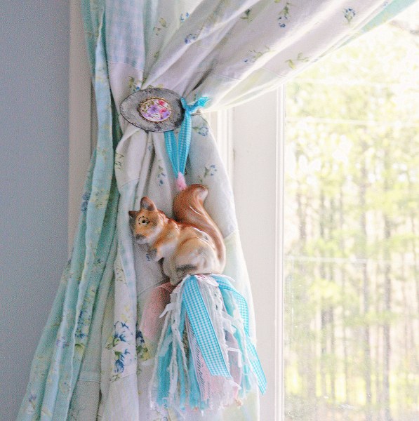 Diy Vintage Spoon Curtain Tie Backs My So Called Crafty Life